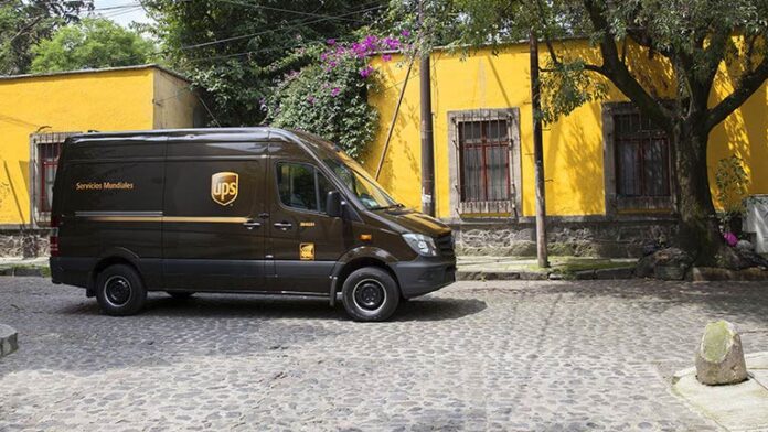 📞 Comuníquese con UPS: Servicio al cliente, teléfono de United Parcel ...